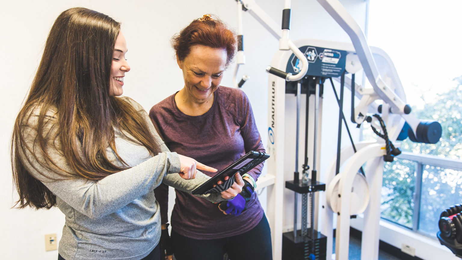 Exercises to Strengthen Legs Before Knee Replacement Surgery & After ...